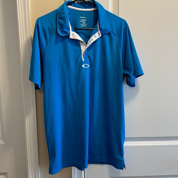 Oakley | Shirts | Mens Oakley Golf Shirt Regular Fit | Poshmark